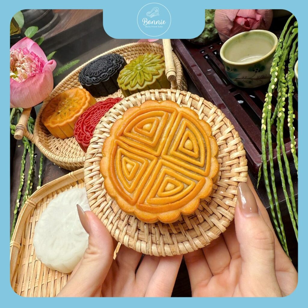 Bánh nướng Mochi chà bông trứng muối